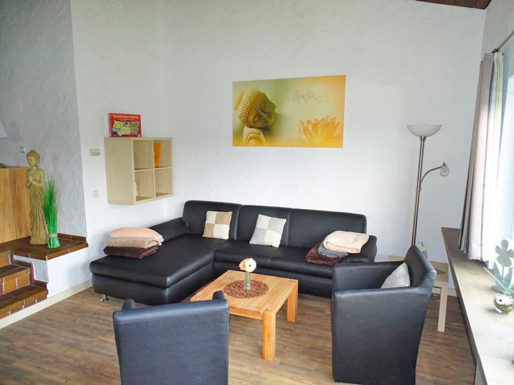 83 M² Ferienhaus ∙ 3 Schlafzimmer ∙ 6 Gäste - Bitburg