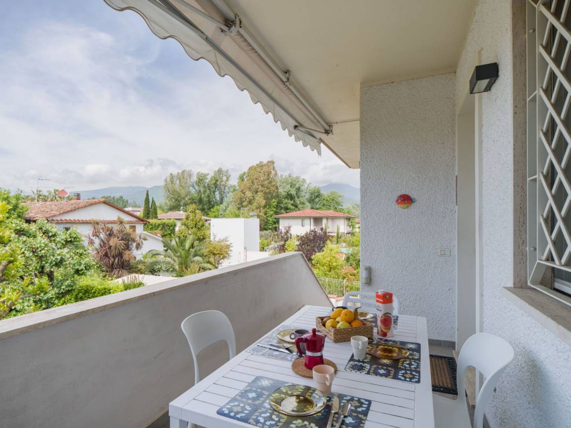 80 M² Apartamento ∙ 2 Habitaciones ∙ 6 Huéspedes - Forte dei Marmi