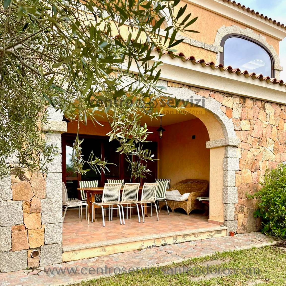 150 M² Villa ∙ 4 Habitaciones ∙ 10 Huéspedes - San Teodoro