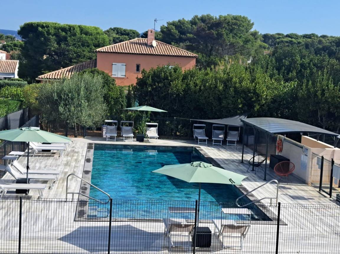 30 M² Mökki ∙ 1 Makuuhuone ∙ 2 Vierasta - Bandol