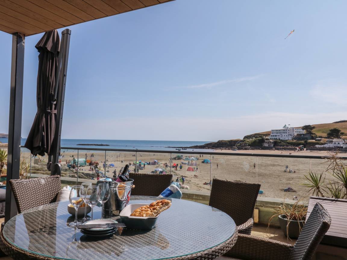Cottage ∙ 2 Bedrooms ∙ 6 Guests - Thurlestone