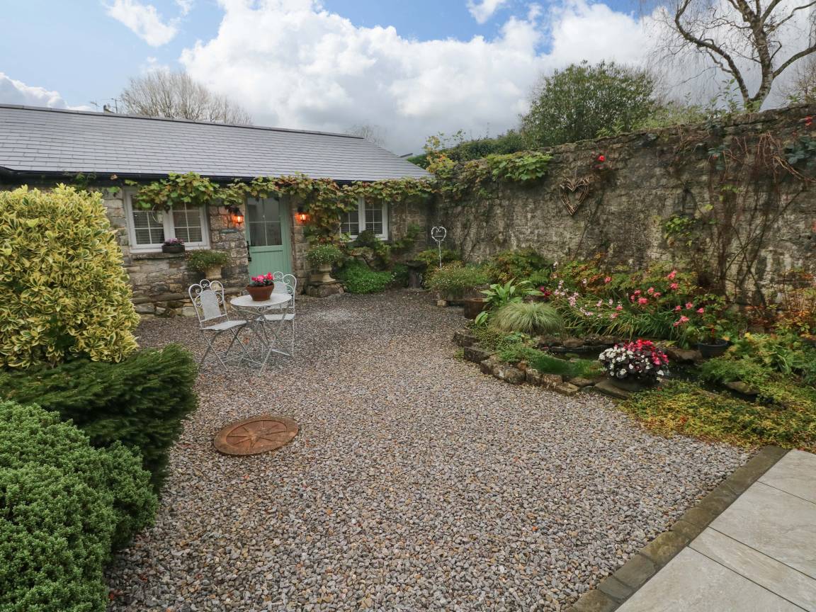 Cottage ∙ 1 Bedroom ∙ 2 Guests - Bridgend