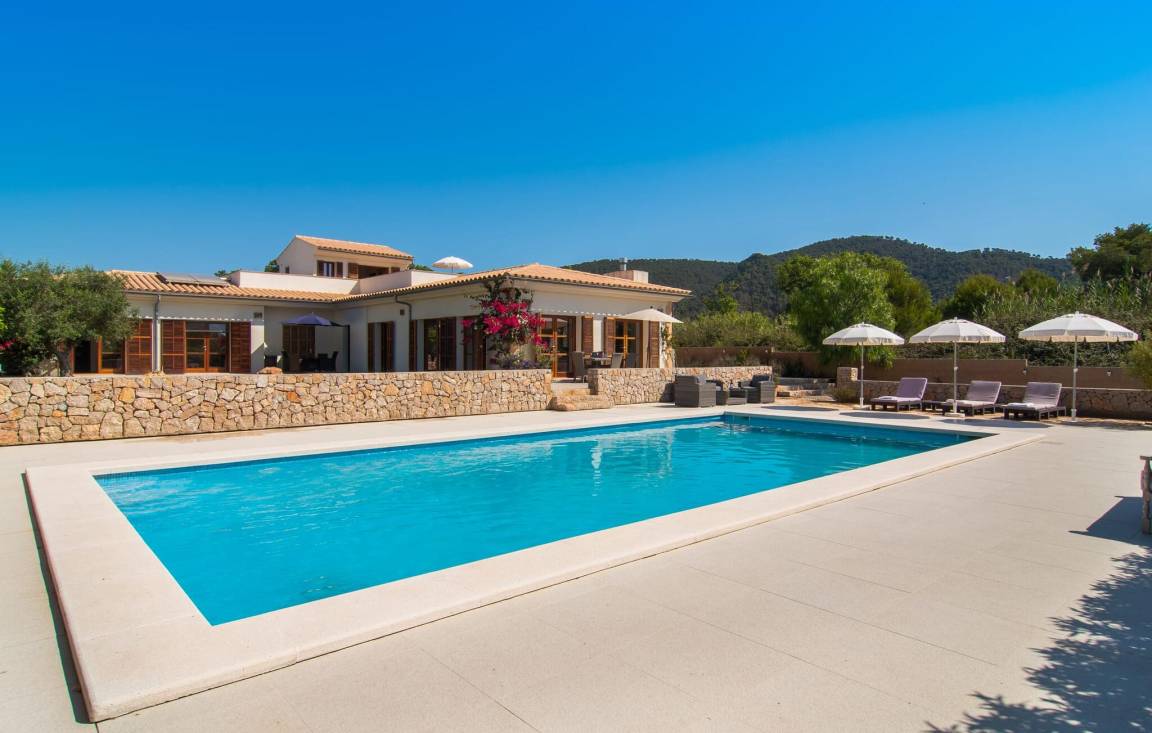 300 M² House ∙ 4 Bedrooms ∙ 8 Guests - Cala Millor