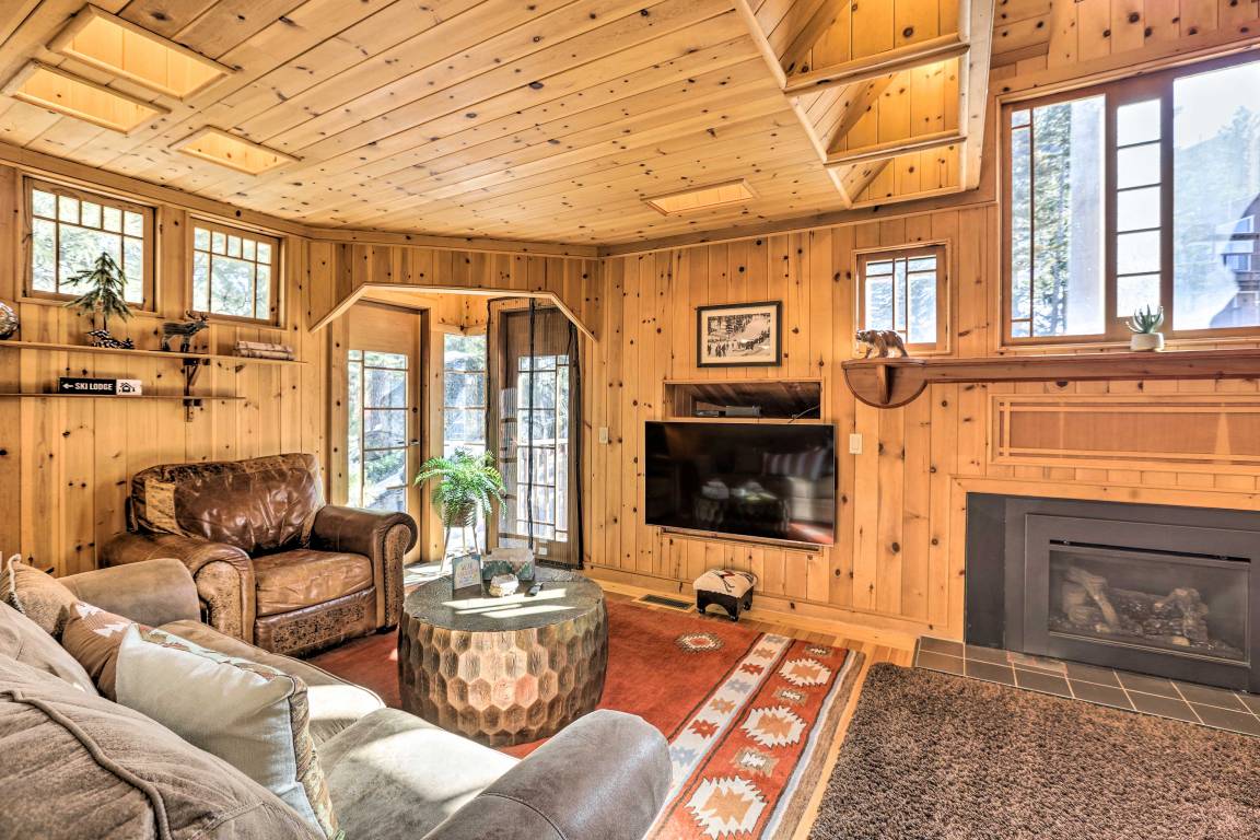 140 M² Apartment ∙ 3 Bedrooms ∙ 8 Guests - Genoa, NV