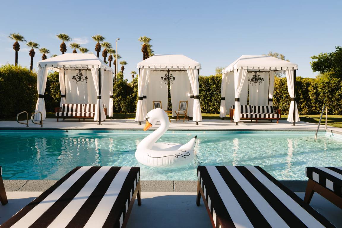 37 M² Hotel ∙ 1 Bedroom ∙ 2 Guests - Palm Springs, CA