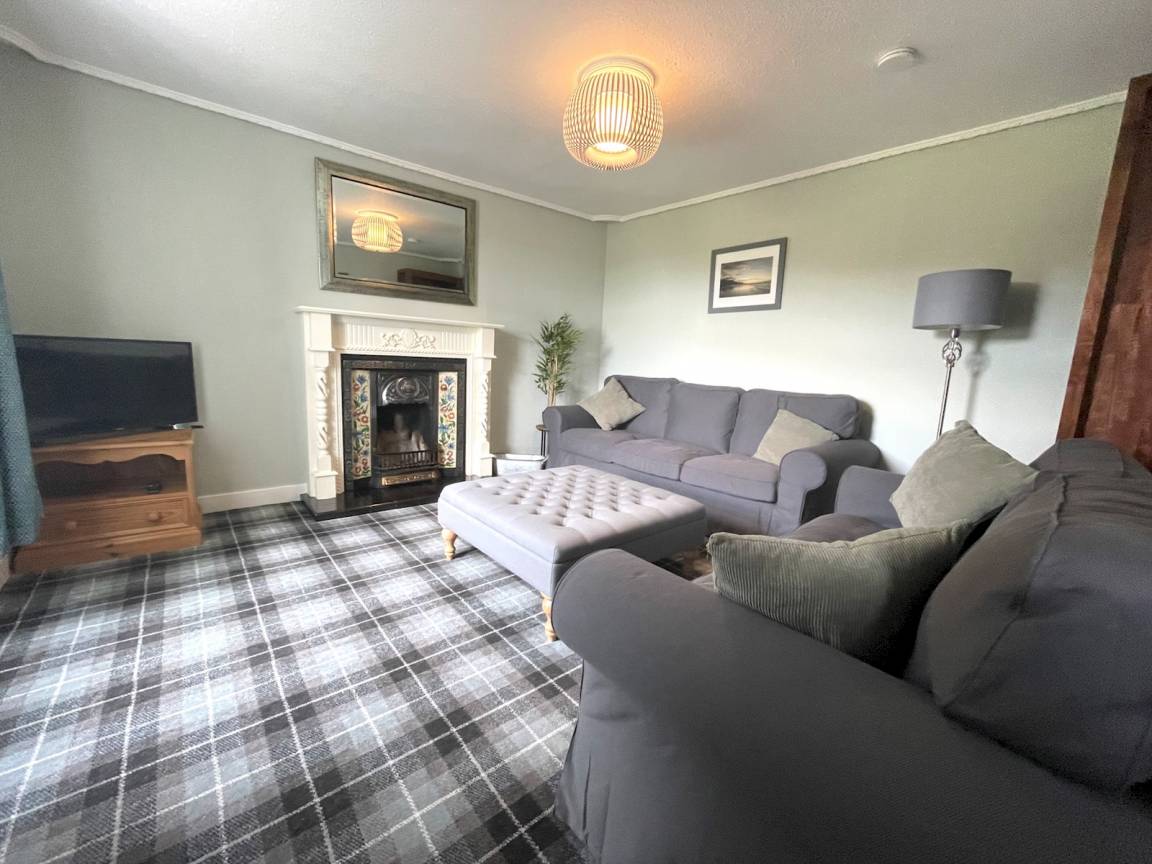 149 M² House ∙ 3 Bedrooms ∙ 6 Guests - Castle Douglas