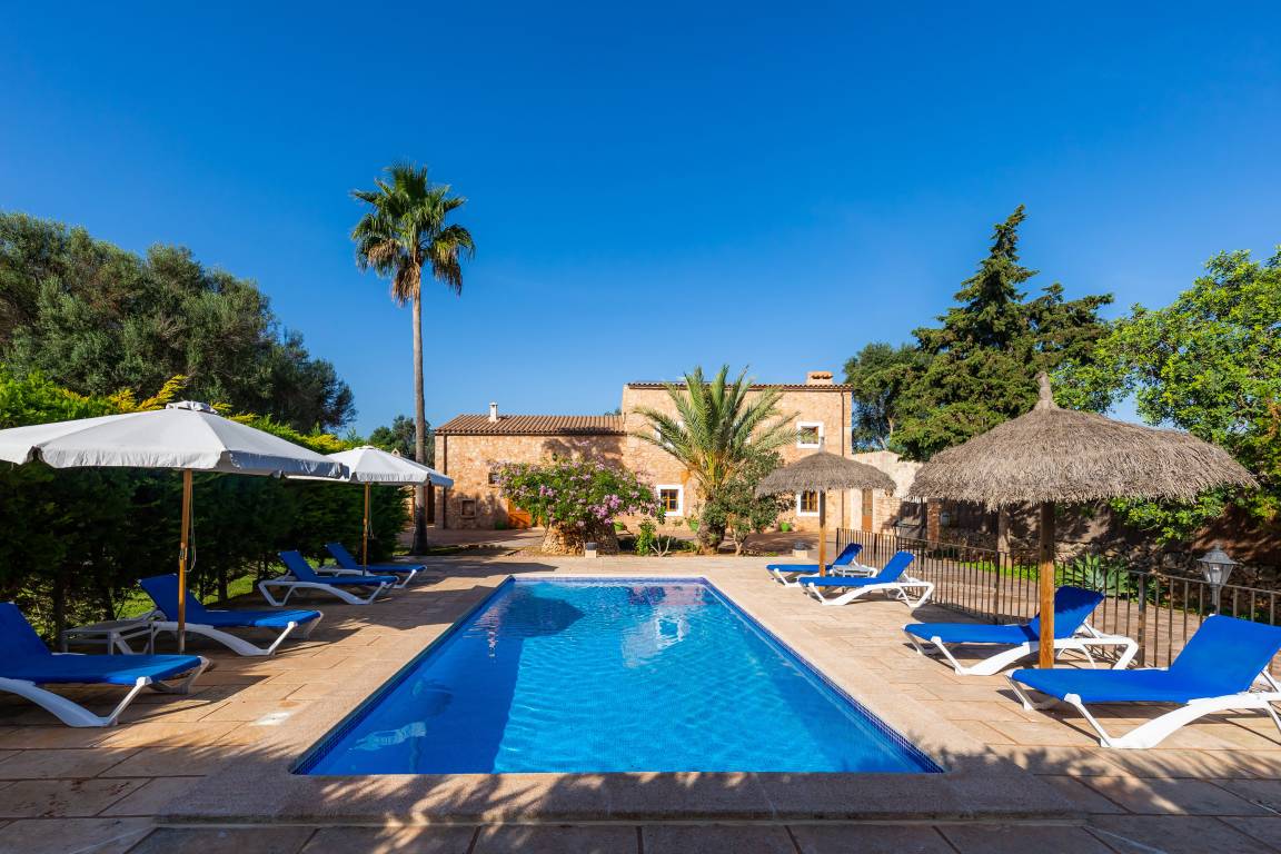 200 M² Villa ∙ 4 Schlafzimmer ∙ 8 Gäste - Portocolom