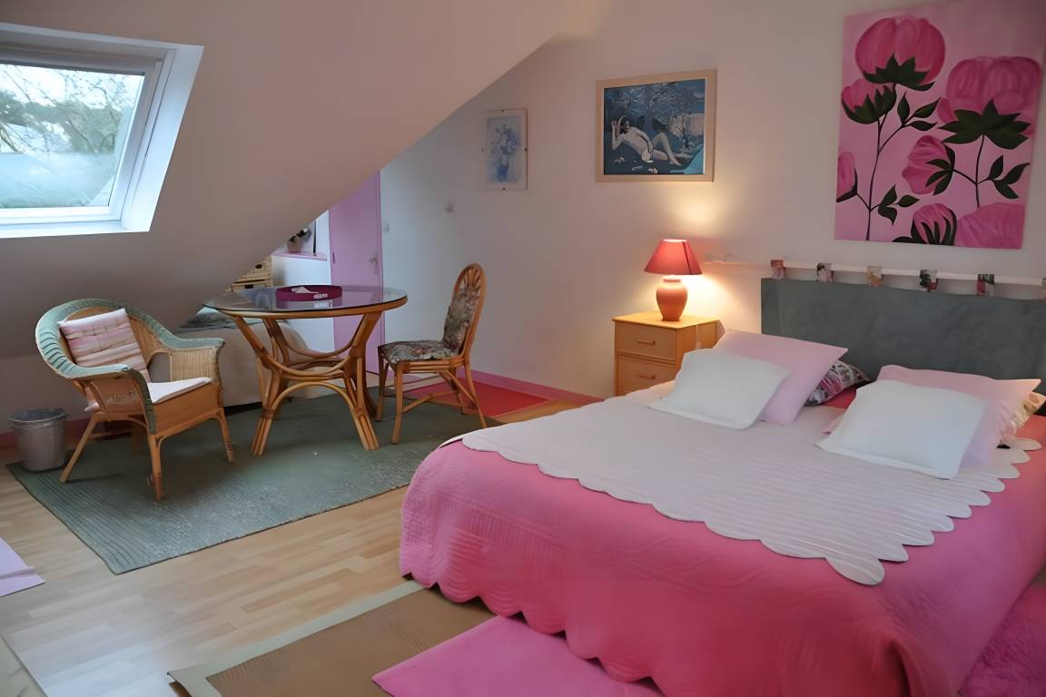 30 M² Chambre D'hôtes ∙ 1 Chambre ∙ 4 Personnes - Trégastel