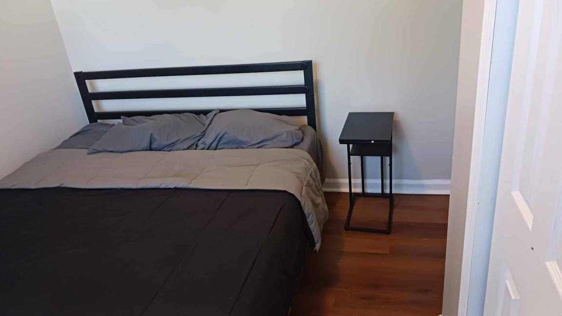 Habitación Privada ∙ 1 Habitación ∙ 6 Huéspedes - Mount Juliet, TN