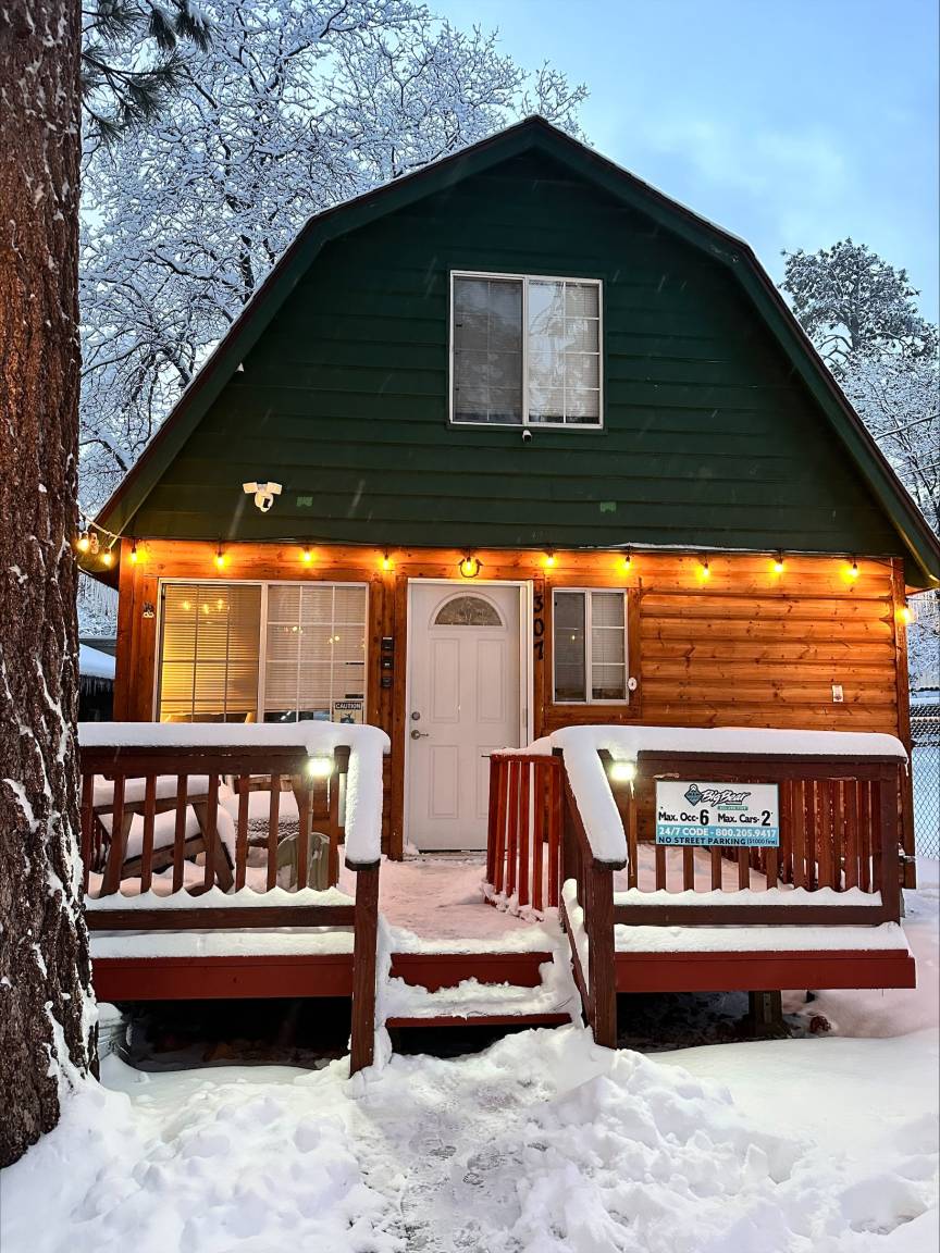 78 M² Cabin ∙ 2 Bedrooms ∙ 4 Guests - California