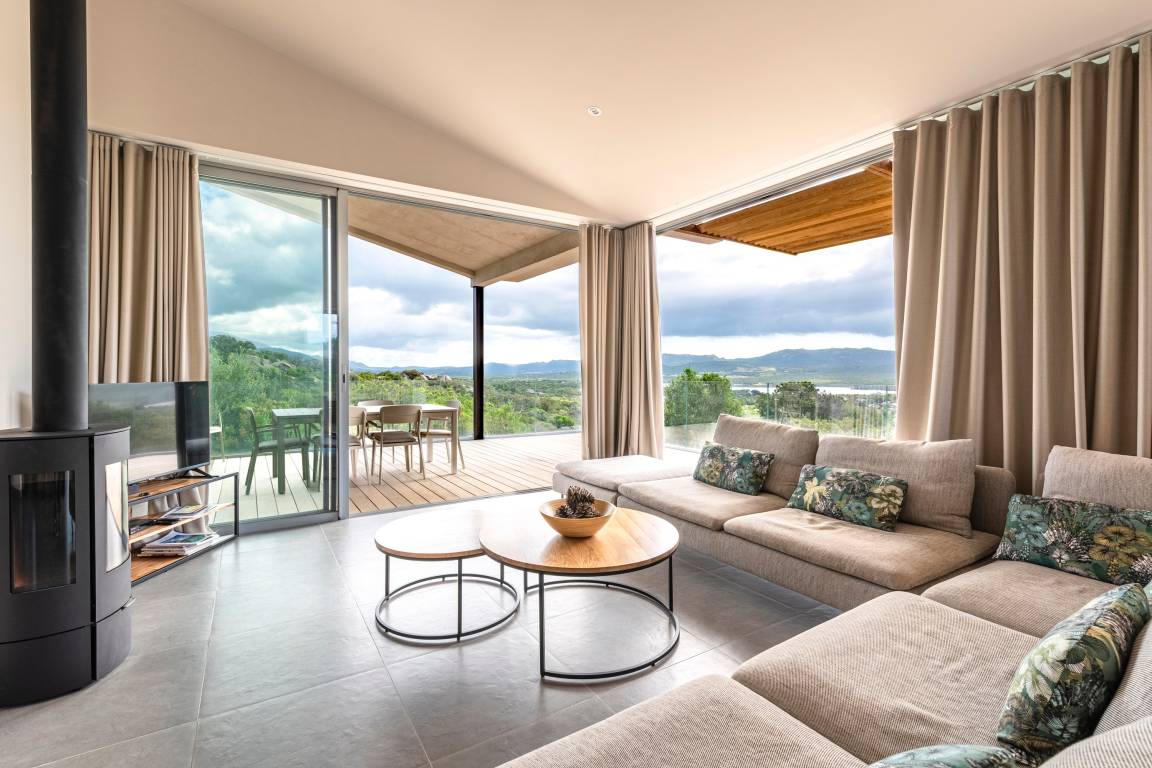 200 M² Maison De Vacances ∙ 6 Chambres ∙ 14 Personnes - Sartène