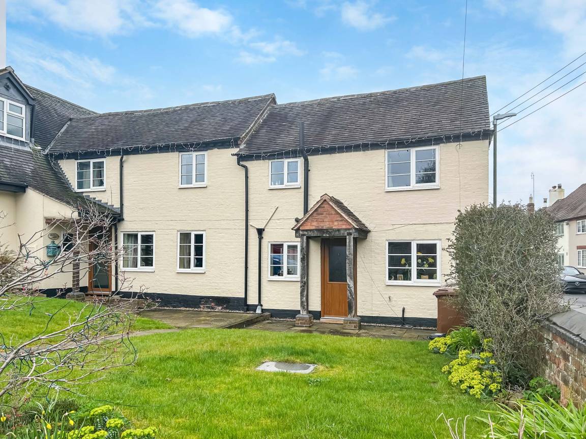 Cottage ∙ 2 Bedrooms ∙ 4 Guests - Warwickshire