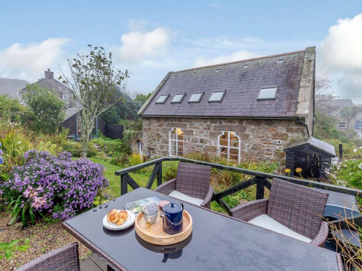 House ∙ 2 Bedrooms ∙ 4 Guests - Saint Just
