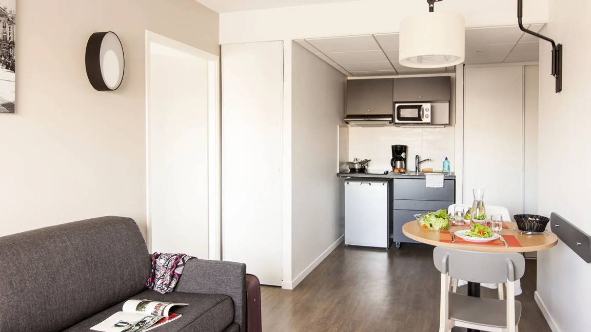 38 M² Apartment ∙ 1 Bedroom ∙ 4 Guests - Nancy