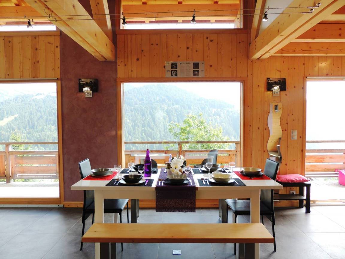 220 M² Chalet ∙ 5 Bedrooms ∙ 12 Guests - Les Gets
