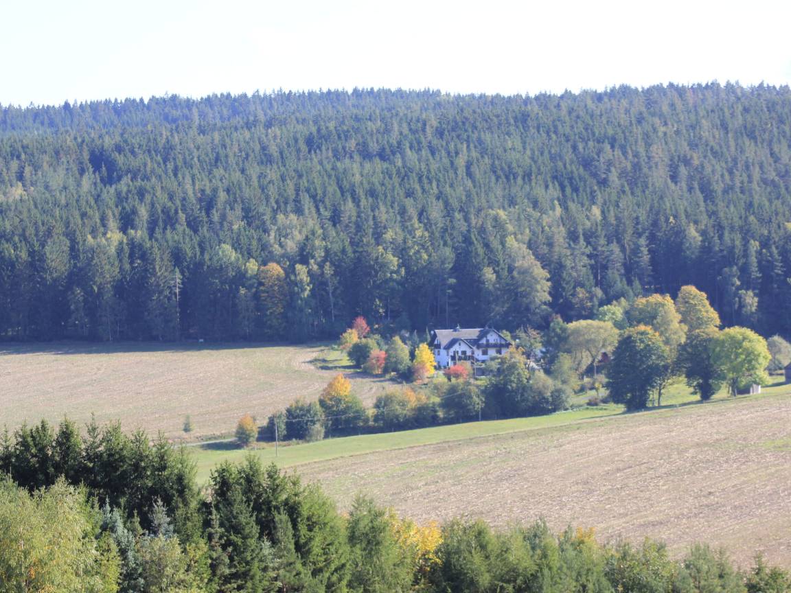 65 M² Ferienwohnung ∙ 1 Schlafzimmer ∙ 3 Gäste - Markneukirchen