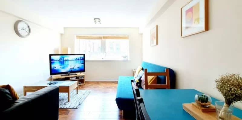 79 M² Ferienwohnung ∙ 2 Schlafzimmer ∙ 4 Gäste - Glasgow