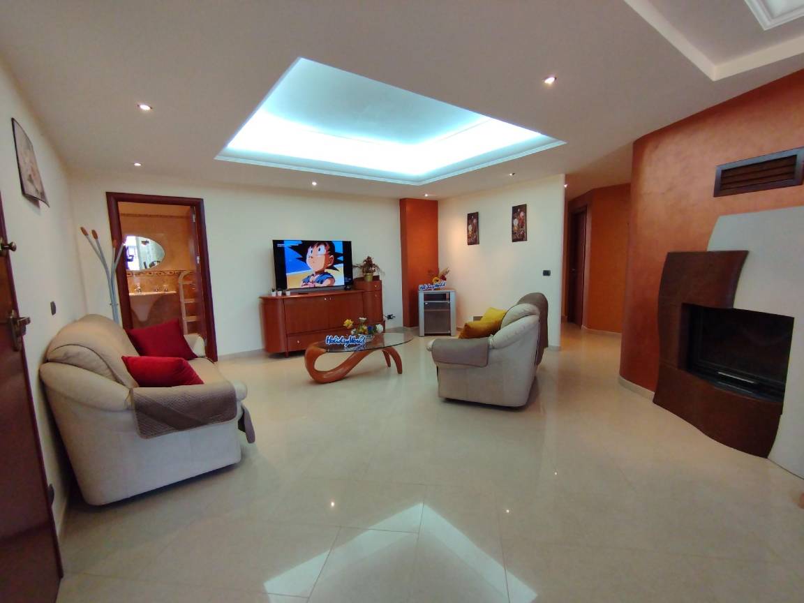 125 M² Ferienwohnung ∙ 3 Schlafzimmer ∙ 5 Gäste - Licata