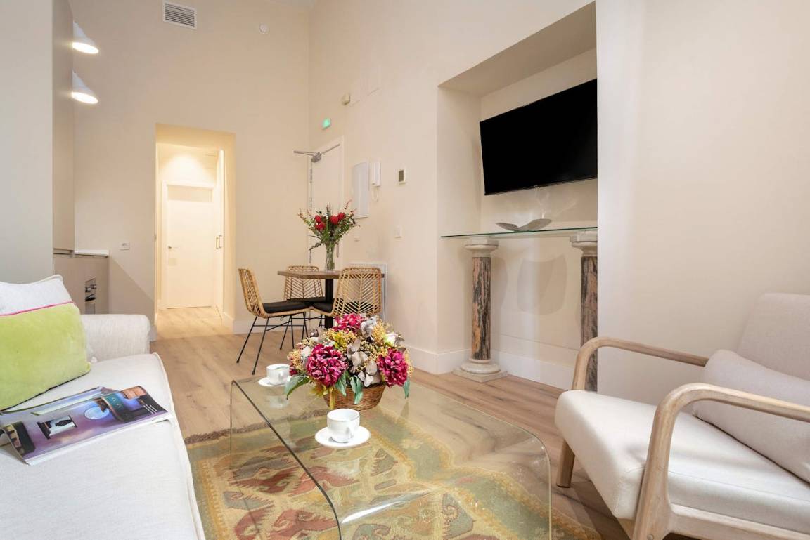 94 M² Apartamento ∙ 2 Habitaciones ∙ 4 Huéspedes - Dos Hermanas