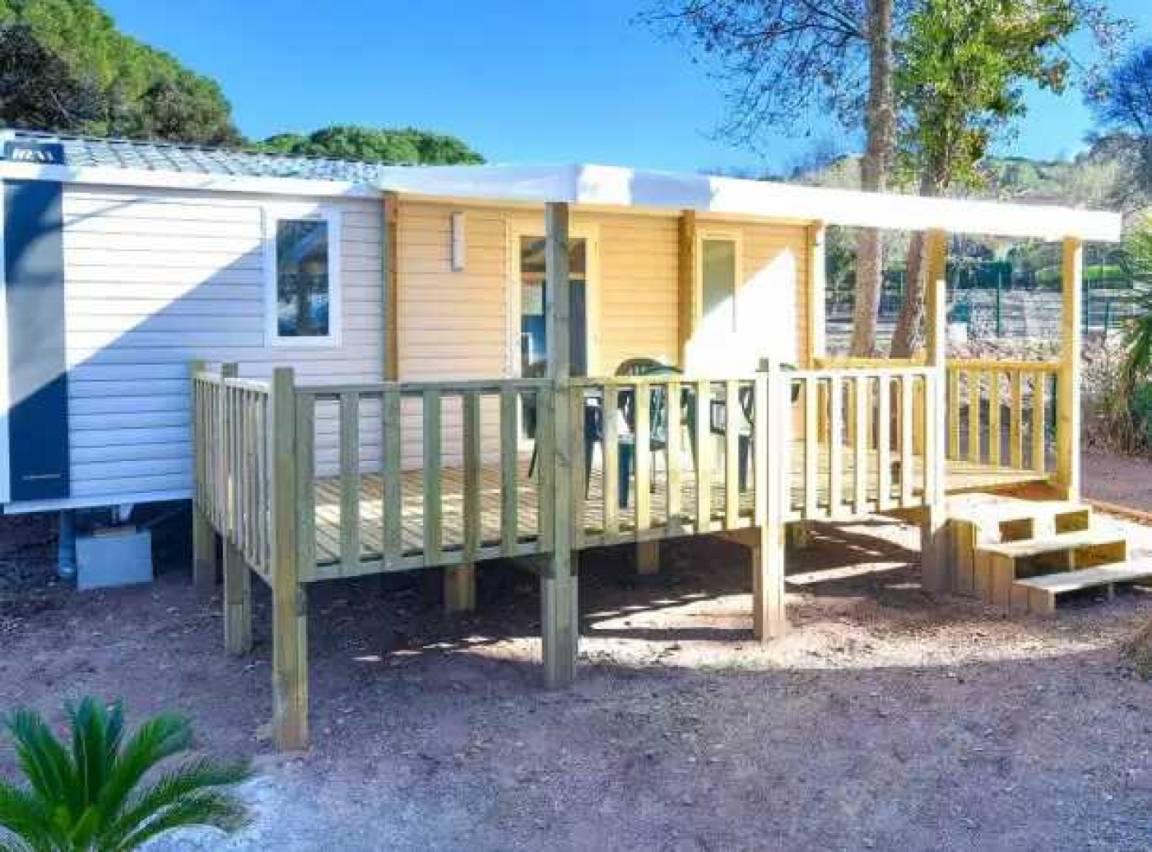 26 M² Camping ∙ 2 Bedrooms ∙ 4 Guests - Fréjus