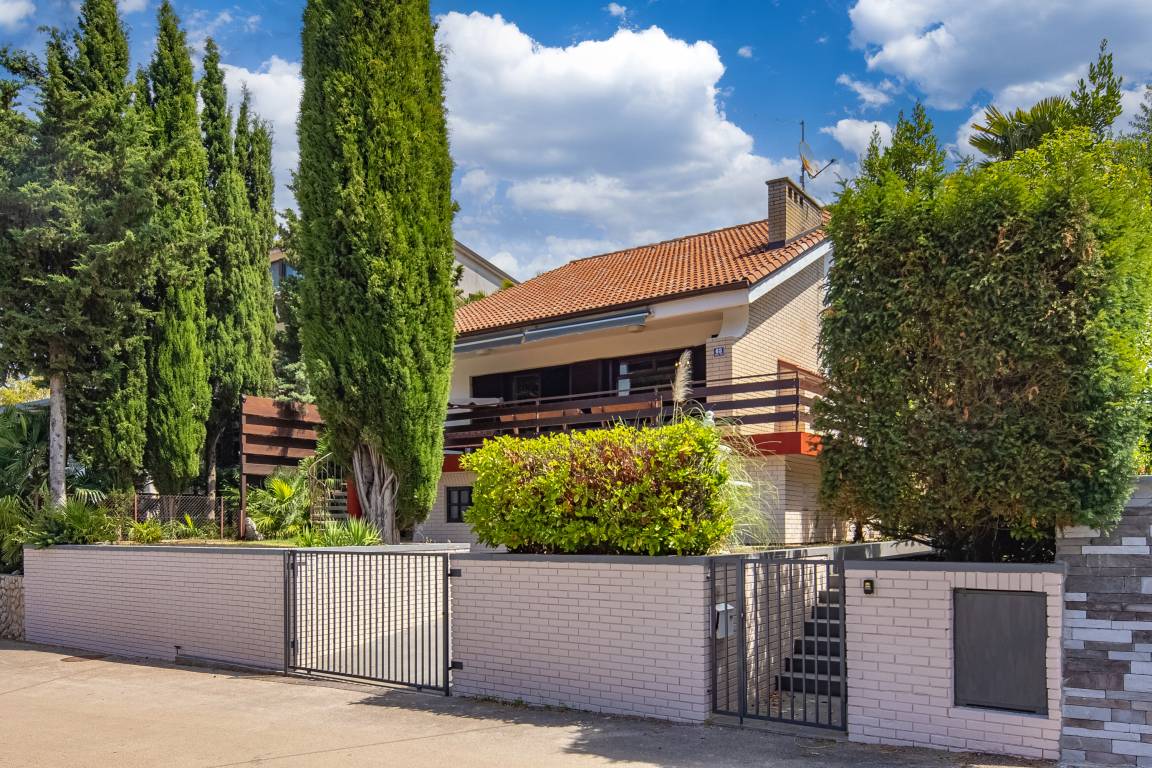 160 M² Ferienhaus ∙ 5 Schlafzimmer ∙ 11 Gäste - Malinska