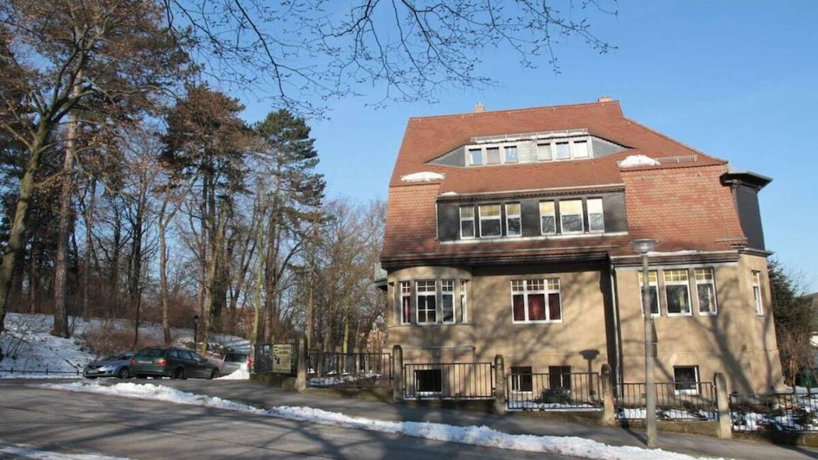 75 M² House ∙ 2 Bedrooms ∙ 4 Guests - Dresden