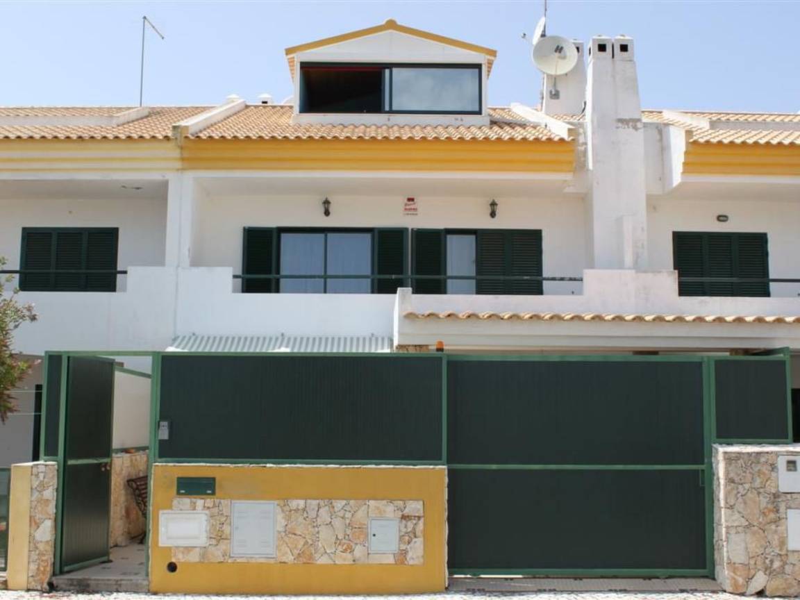 180 M² House ∙ 4 Bedrooms ∙ 8 Guests - Albufeira