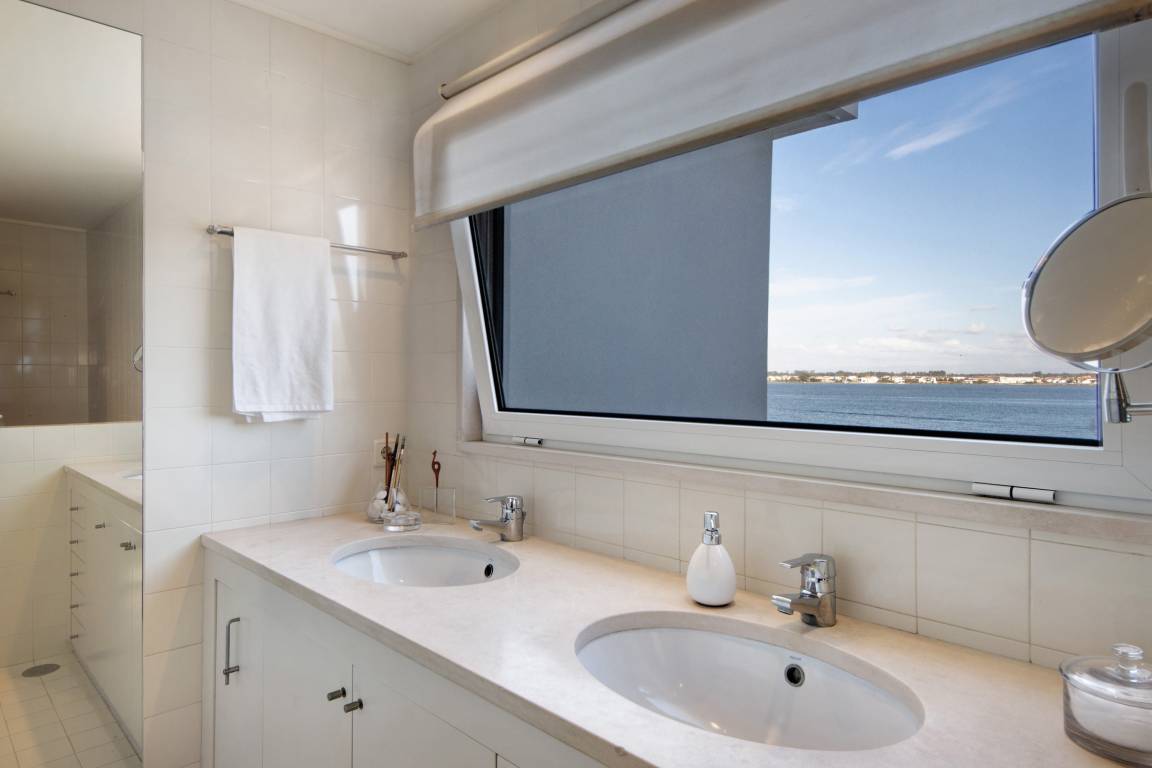 330 M² Villa ∙ 4 Bedrooms ∙ 8 Guests - Aveiro