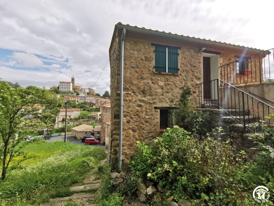 100 M² Gîte ∙ 3 Bedrooms ∙ 6 Guests - Pyrenees