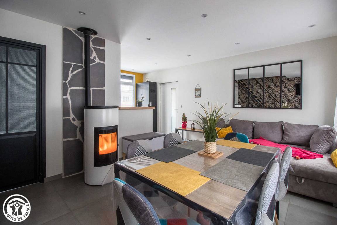 56 M² Gîte ∙ 2 Chambres ∙ 4 Personnes - Murat-le-Quaire