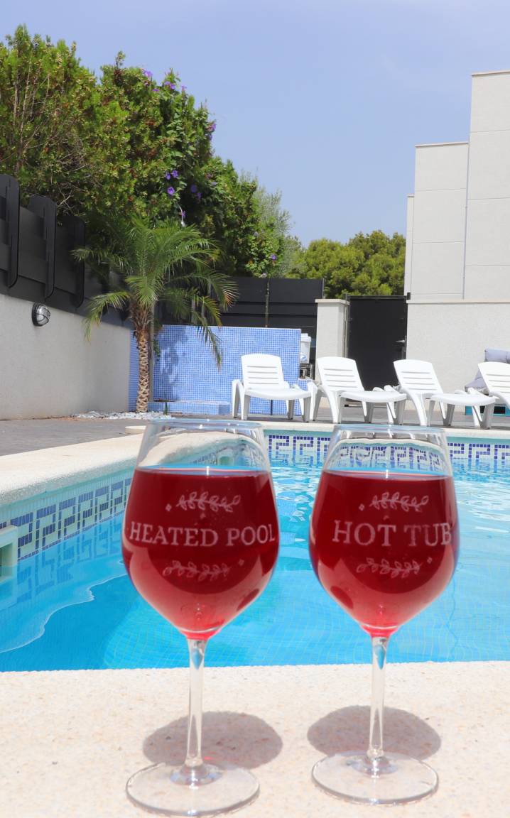 130 M² Casa ∙ 4 Habitaciones ∙ 10 Huéspedes - Miami Platja