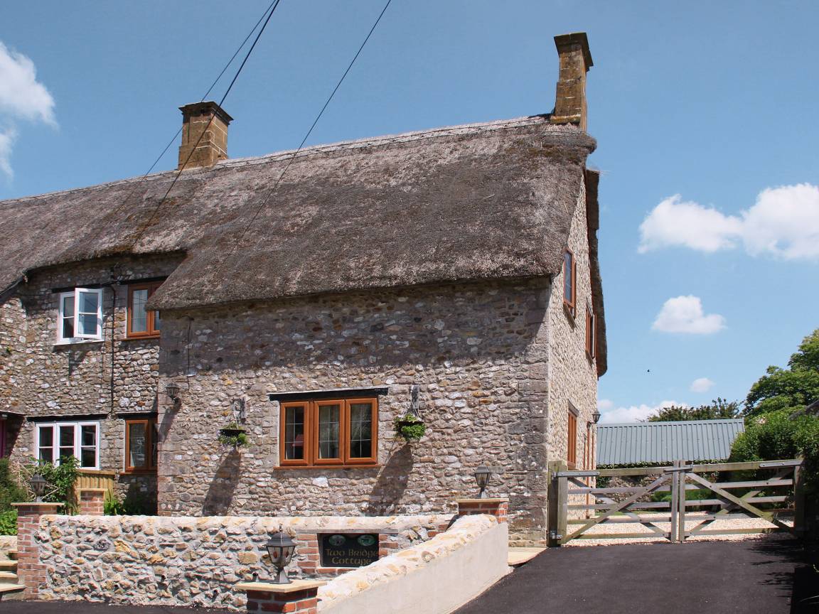 Cottage ∙ 2 Bedrooms ∙ 5 Guests - Chard