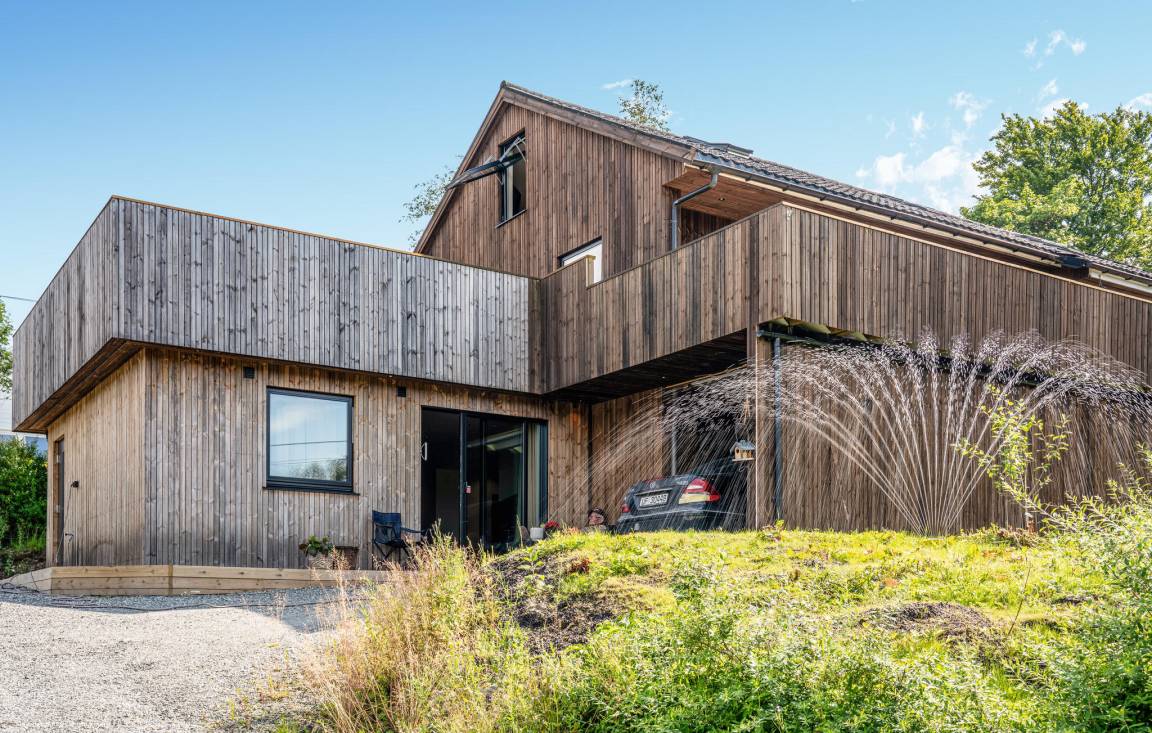 150 M² Ferienhaus ∙ 3 Schlafzimmer ∙ 6 Gäste - Bergen