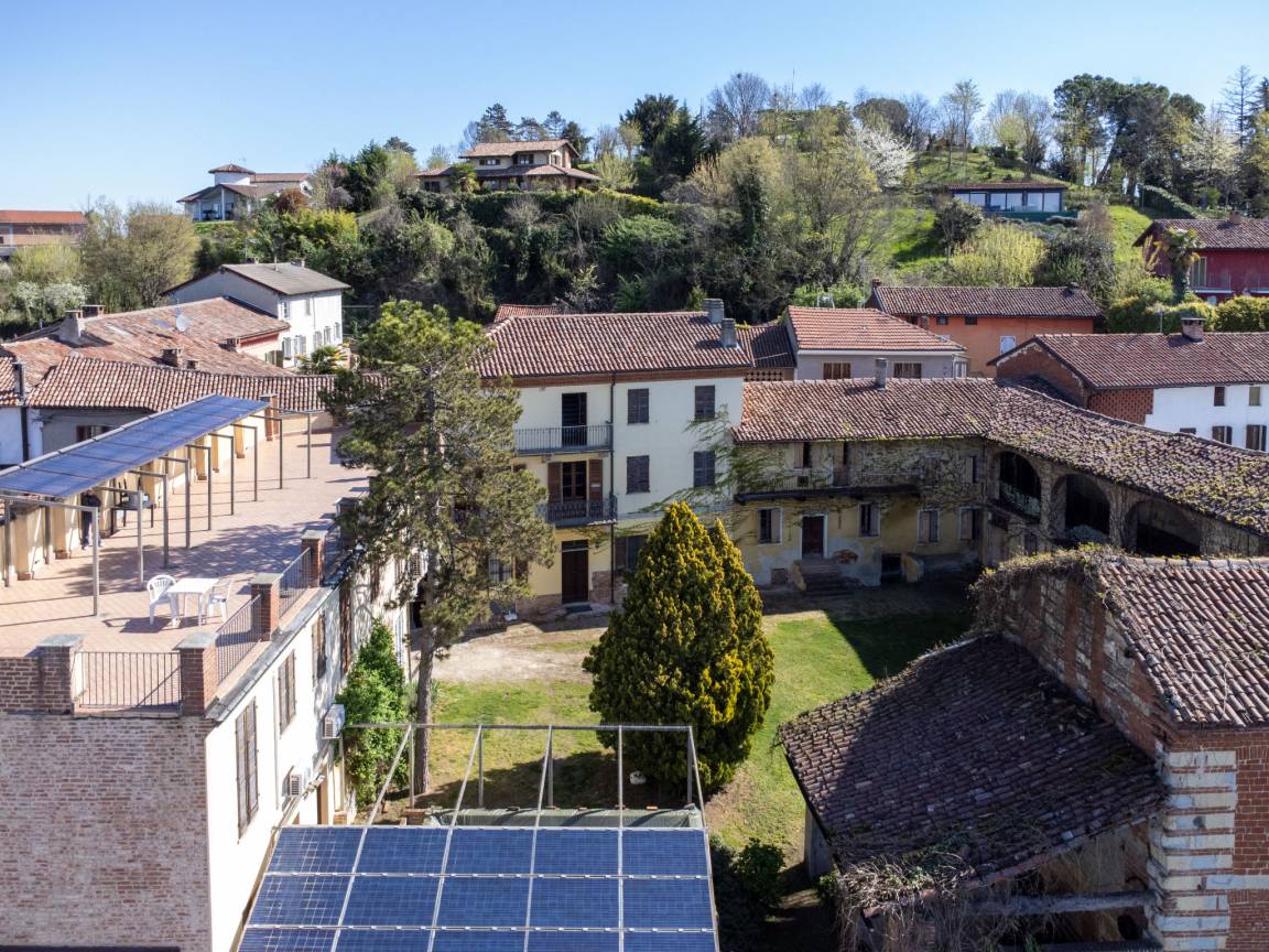 350 M² House ∙ 6 Bedrooms ∙ 14 Guests - Piedmont