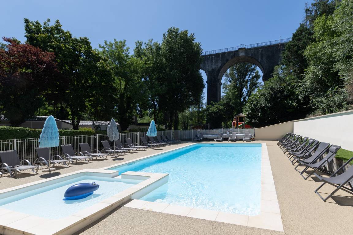 23 M² Camping ∙ 2 Chambres ∙ 6 Personnes - Aubenas