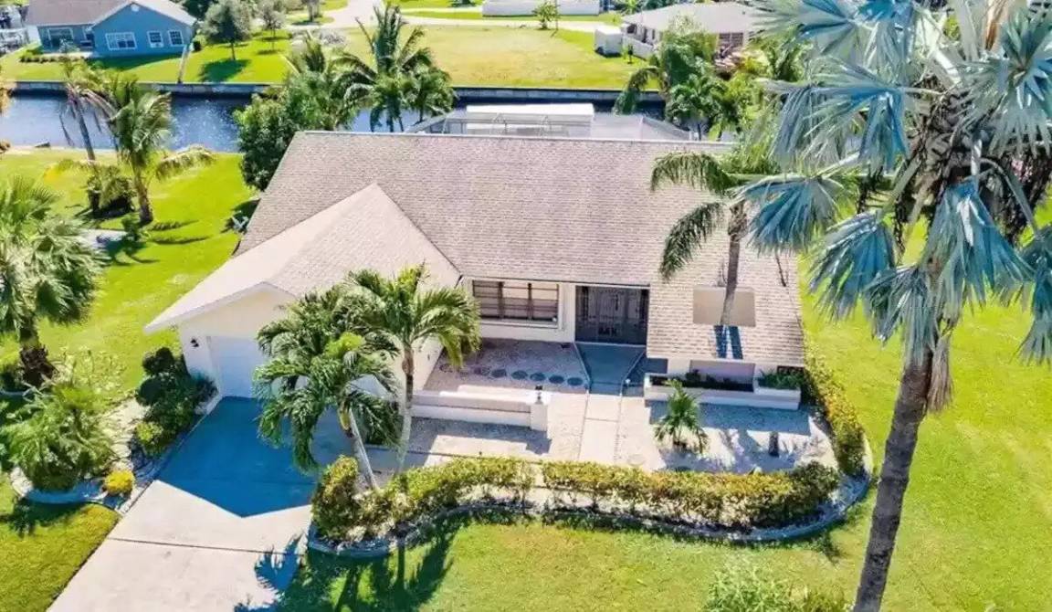 186 M² House ∙ 3 Bedrooms ∙ 10 Guests - Sanibel Island, FL