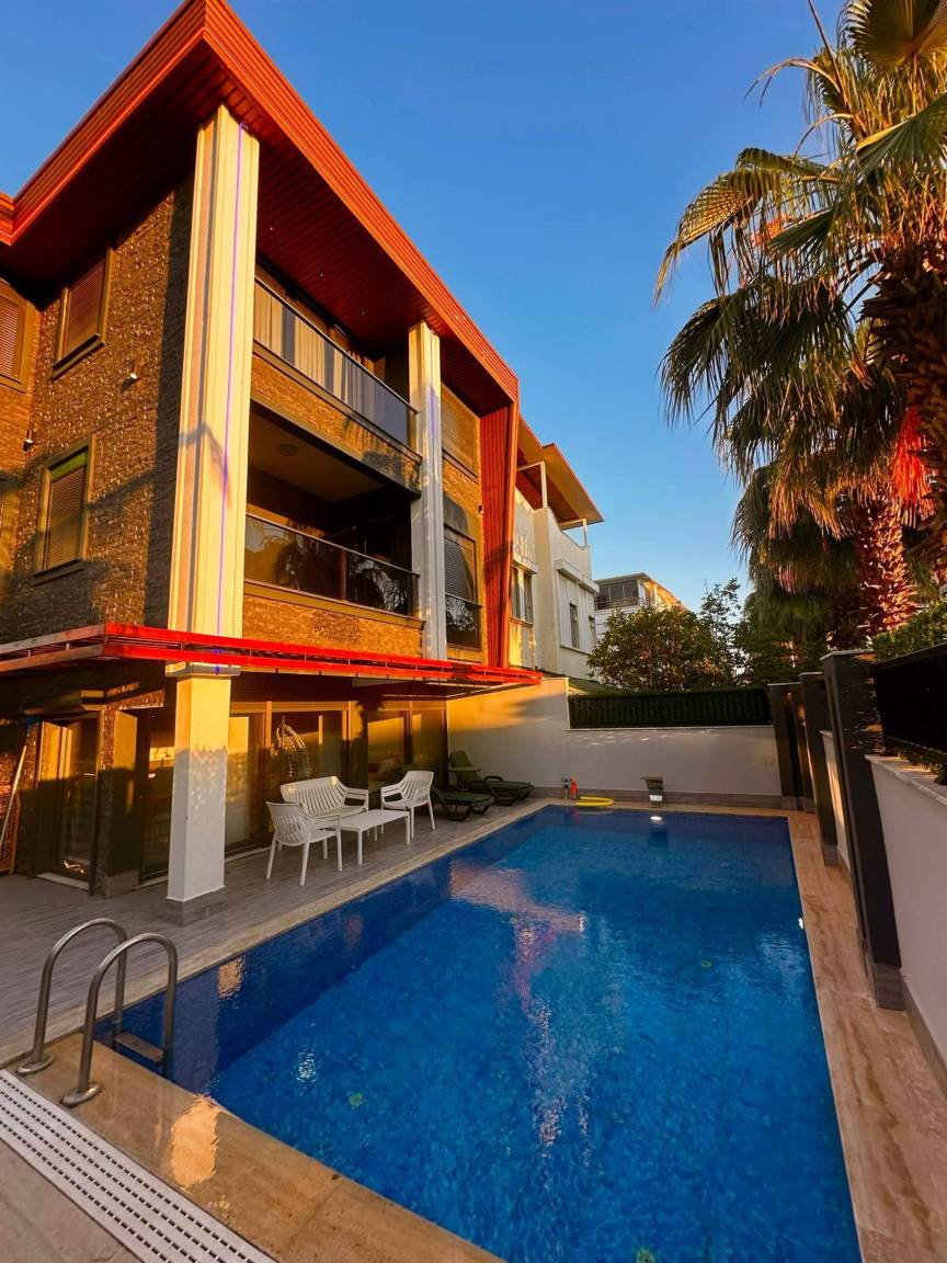 150 M² Villa ∙ 4 Chambres ∙ 8 Personnes - Belek