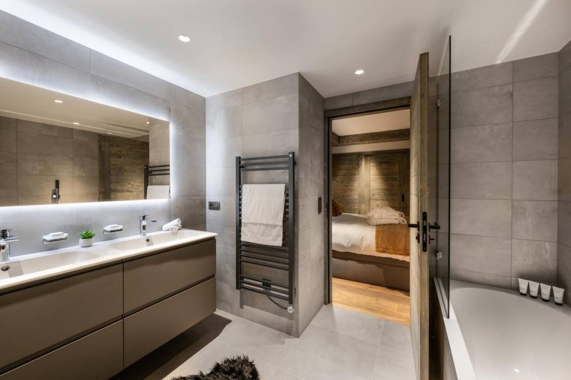 84 M² Ferienwohnung ∙ 2 Schlafzimmer ∙ 6 Gäste - Brides-les-Bains