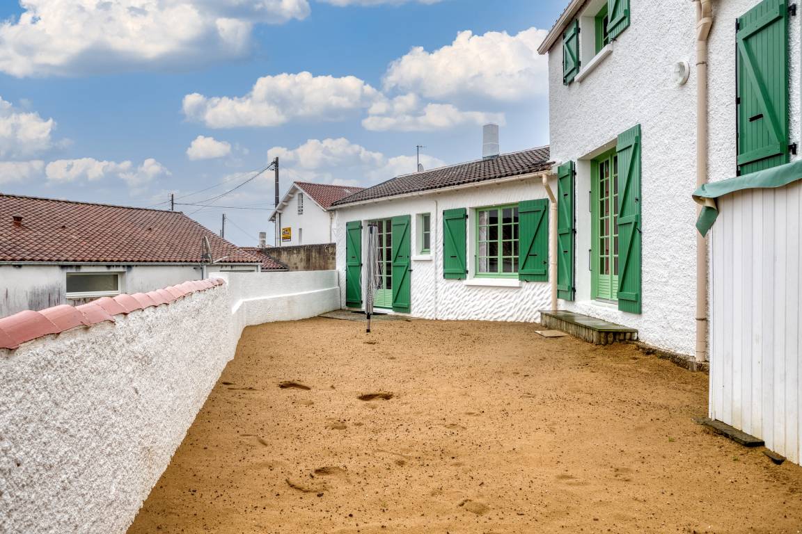 200 M² Maison De Vacances ∙ 4 Chambres ∙ 13 Personnes - L'Aiguillon-sur-Mer