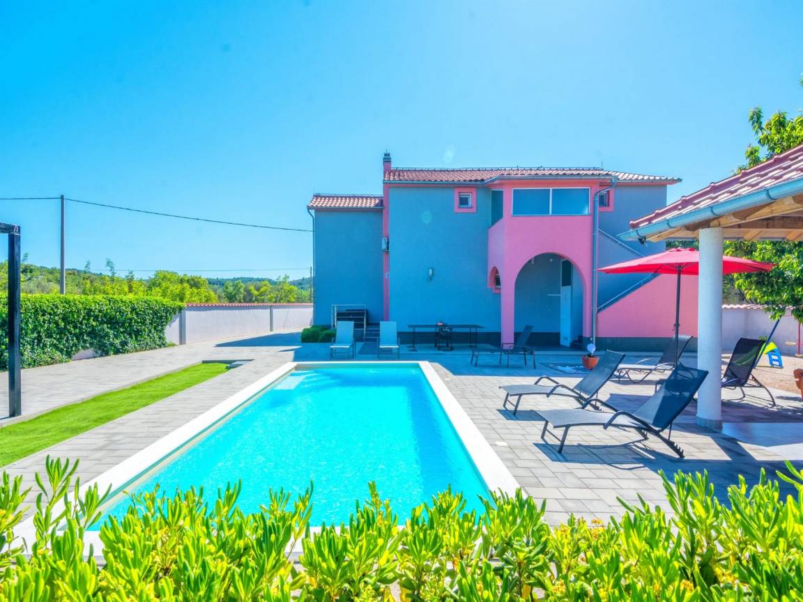 152 M² Casa ∙ 4 Habitaciones ∙ 8 Huéspedes - Murter