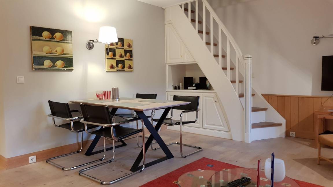 60 M² Appartamento ∙ 1 Camera Da Letto ∙ 2 Ospiti - List