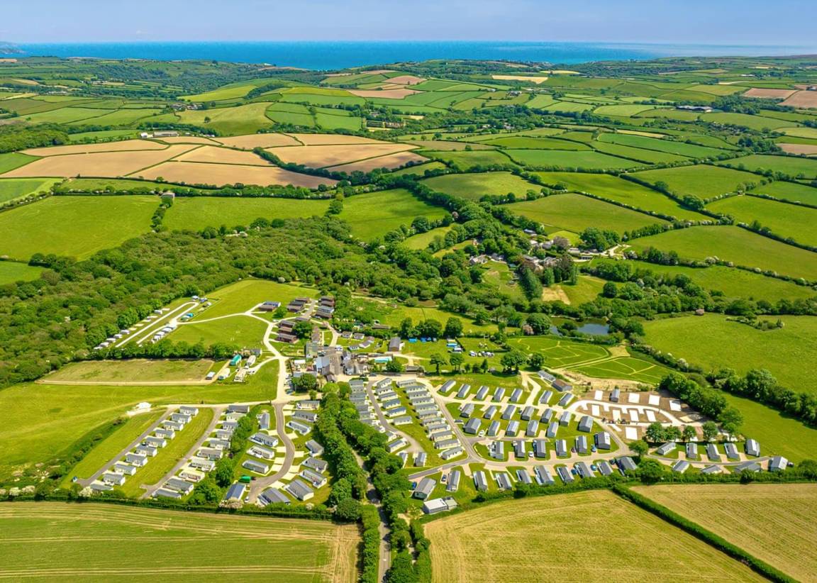 Caravan ∙ 3 Bedrooms ∙ 8 Guests - Cornwall