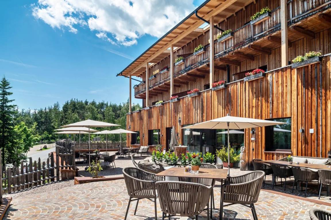 58 M² Ferienwohnung ∙ 1 Schlafzimmer ∙ 4 Gäste - Klobenstein