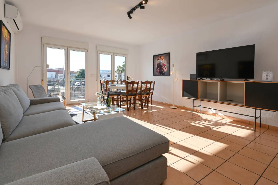 137 M² Appartement ∙ 2 Chambres ∙ 4 Personnes - Els Poblets