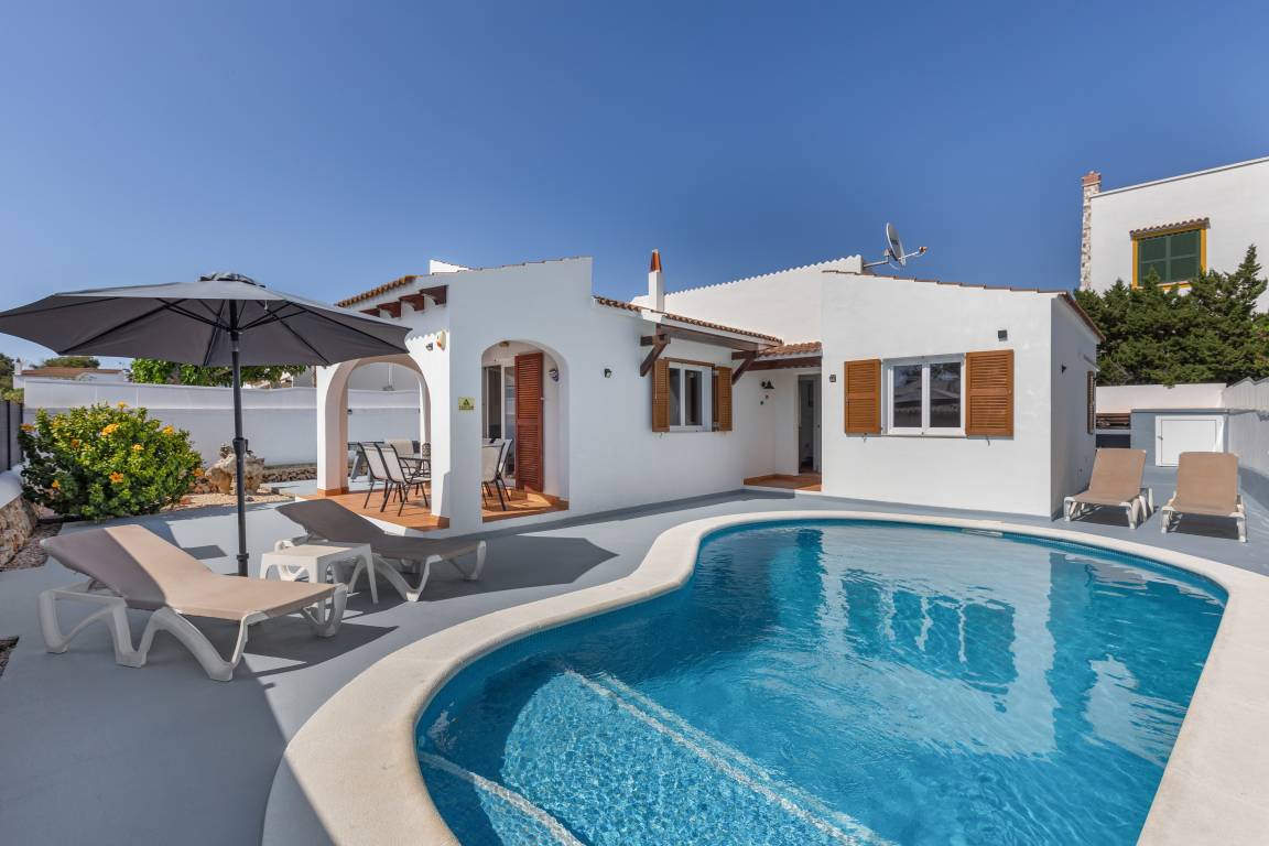 100 M² Villa ∙ 3 Habitaciones ∙ 6 Huéspedes - Minorca