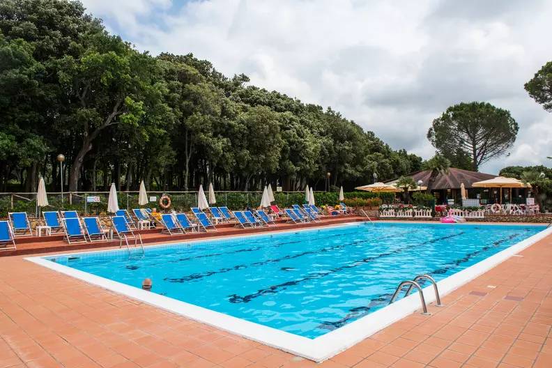 23 M² Caravan ∙ 2 Bedrooms ∙ 4 Guests - Cecina