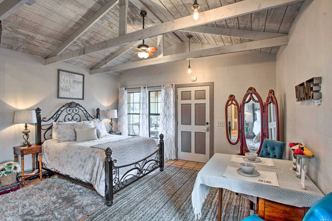 47 M² Apartment ∙ 2 Guests - Splash Pad, Pittsburg