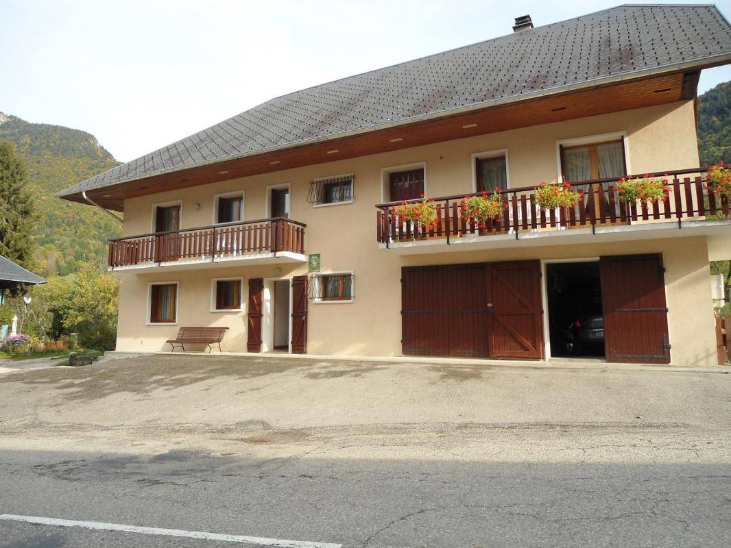 68 M² Gîte ∙ 3 Chambres ∙ 6 Personnes - Lescheraines