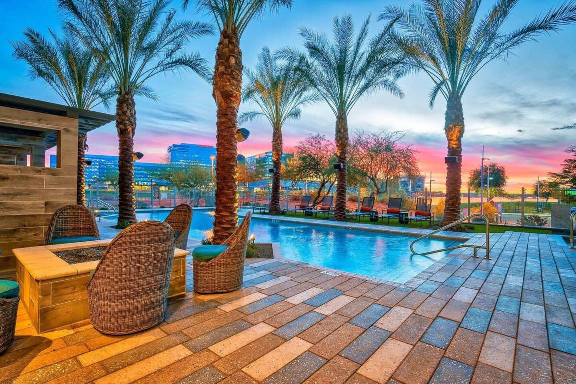 Apartment ∙ 3 Bedrooms ∙ 10 Guests - Tempe, AZ