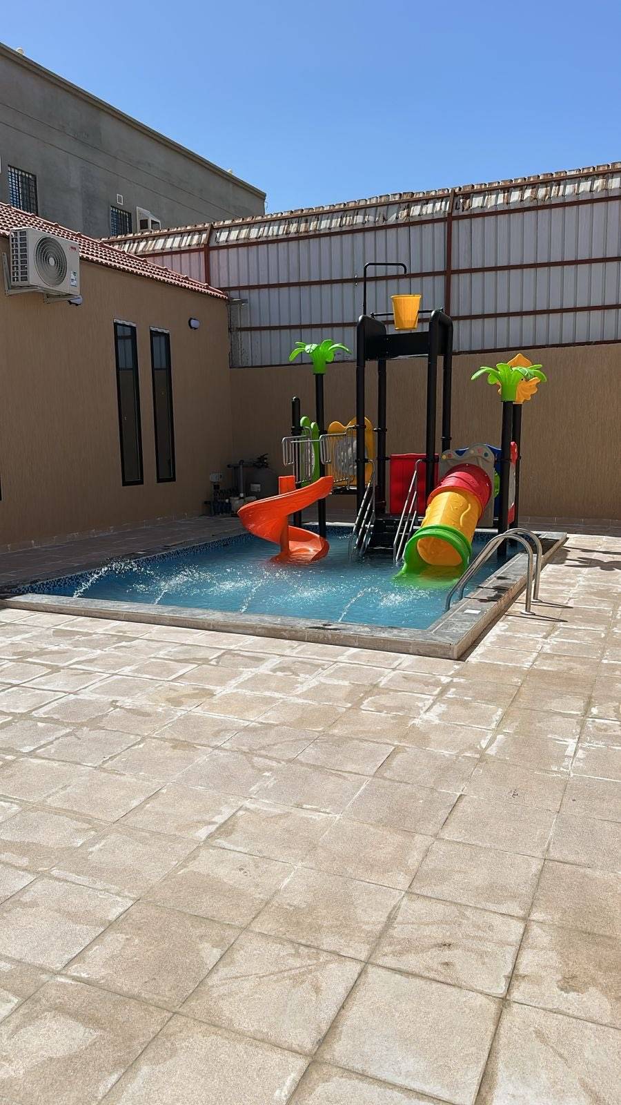 400 M² Chalet ∙ 3 Bedrooms ∙ 5 Guests - Jeddah
